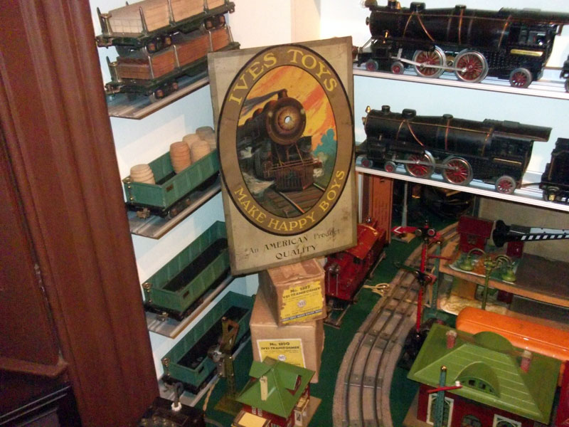 DeSantis Train Museum – December 2016 – The Crafty Curmudgeon